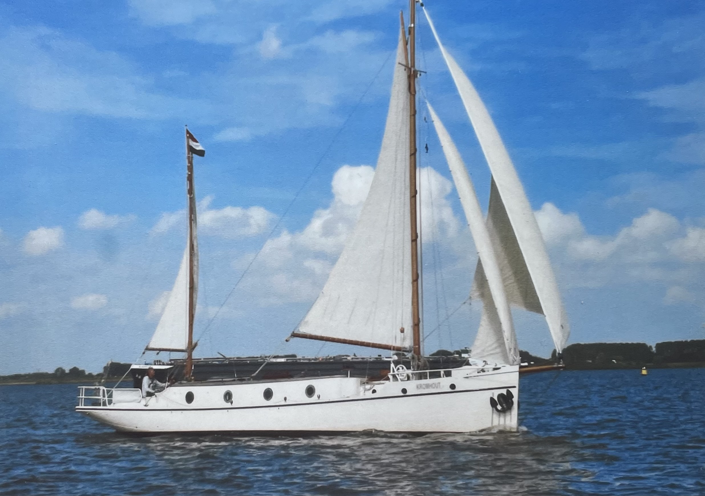 Restauratie van het authentieke schip "De Kromhout" - Varende vrienden ...